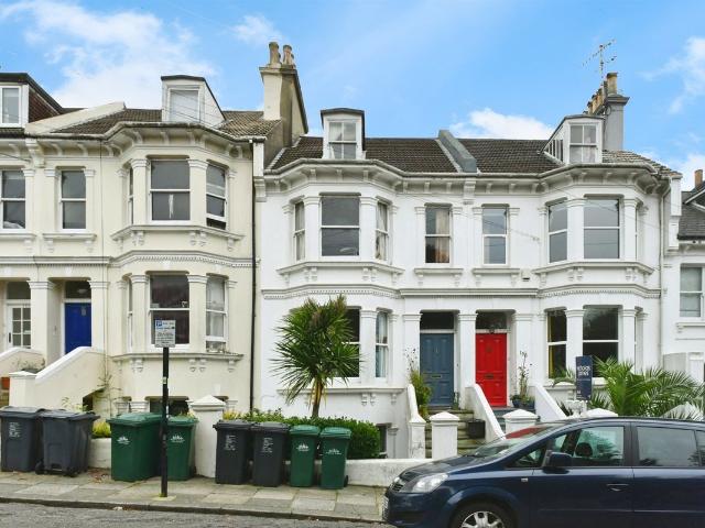 Springfield Road, Brighton BN1, 1 bed flat to rent, £1,300 pcm | PrimeLocation