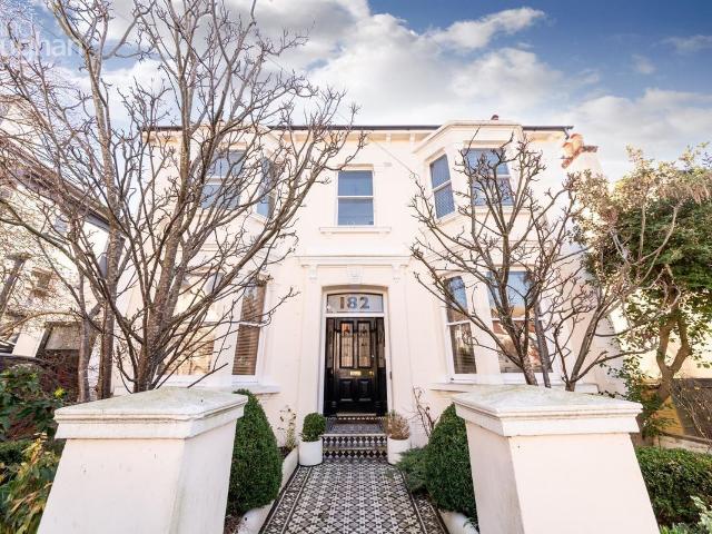 Springfield Road, Brighton, East Sussex BN1, 1 bed flat to rent, £1,200 pcm | PrimeLocation