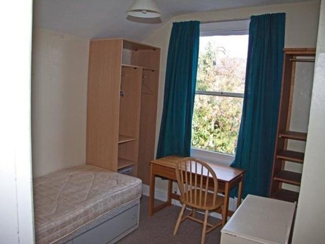 Springfield Road, Cambridge £2,200 pcm ⓘ The monthly or weekly payment required by the landlord. Read our glossary page, 4 bedrooms, mid terrace house, to let * Tenant info