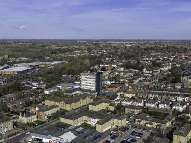 Springfield Road, Chelmsford, 2 Bedroom Apartment
