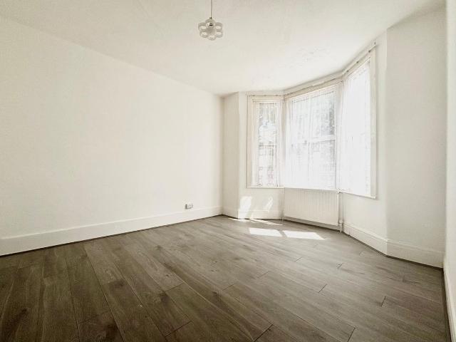 Springfield Road, London E6, 4 bed terraced house to rent, £2,500 pcm | PrimeLocation