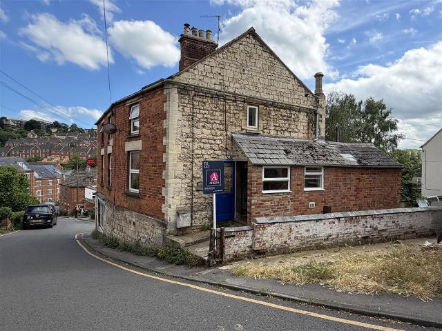 Springfield Road, Uplands, Stroud GL5, 2 bed terraced house to rent, £995 pcm | PrimeLocation