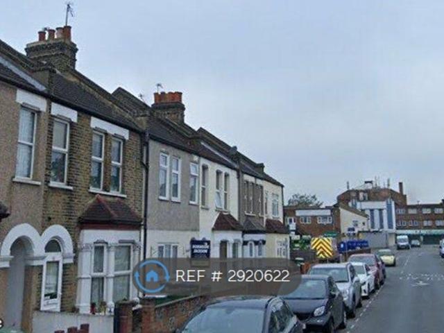 Springfield Road, Welling DA16, 3 bed terraced house to rent, £2,300 pcm | PrimeLocation