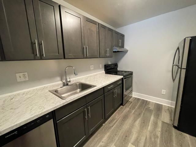 Springmont Garden Apartments 2 Bedroom Apartment for Rent at 1307 Springmont Ln, Charlotte, NC 28208 Westchester