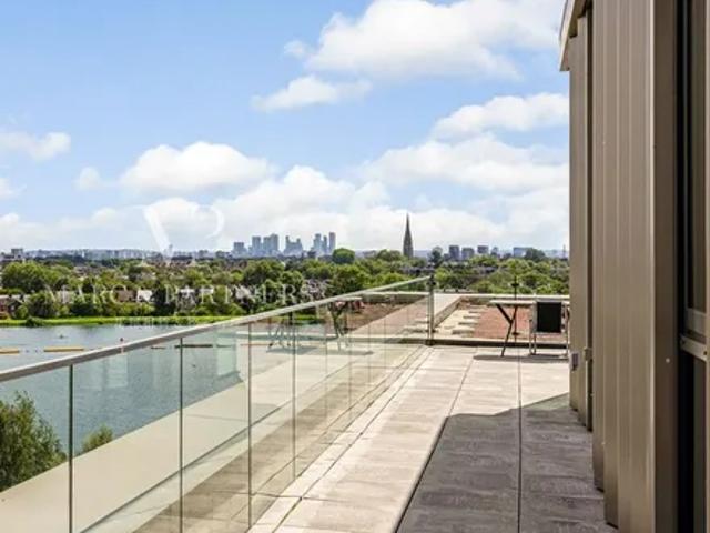 Springpark Drive, London, N4 2NU, United Kingdom | 3 bed apartment for rent #167622501 | Rentberry