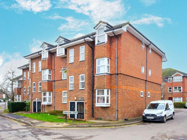 Springside Court, Josephs Road, Guildford GU1, 1 bed flat to rent, £1,450 pcm | PrimeLocation