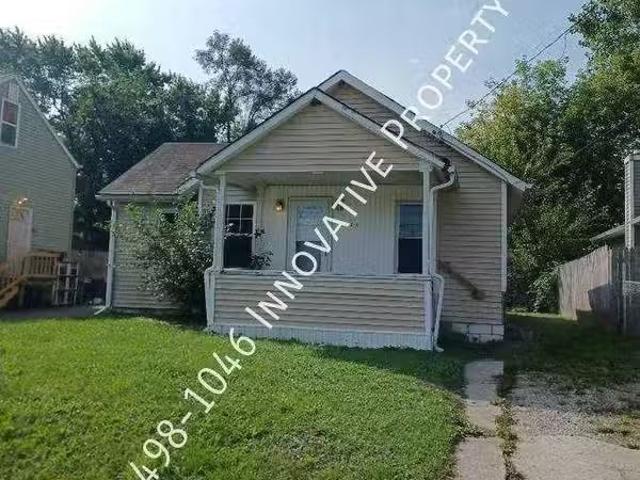 Sprint into action so you don't miss out on this 2 bedroom hom.