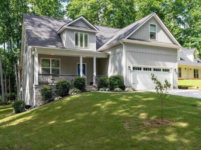 Spur Dr, Travelers Rest, Home For Sale