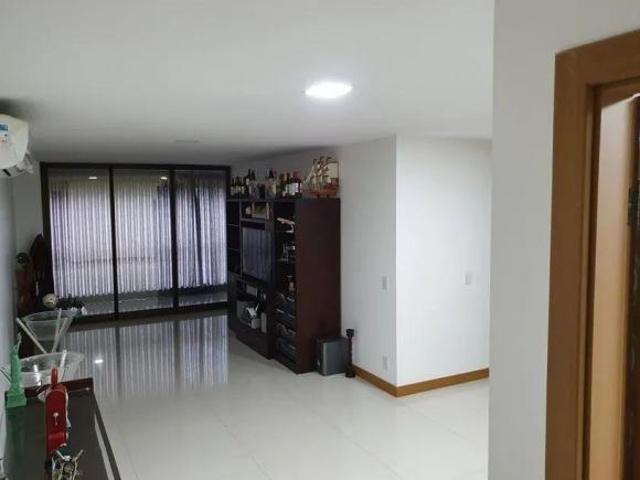 SQNW 110 noroeste 4 suítes com 185m² com 3 vagas de garagem