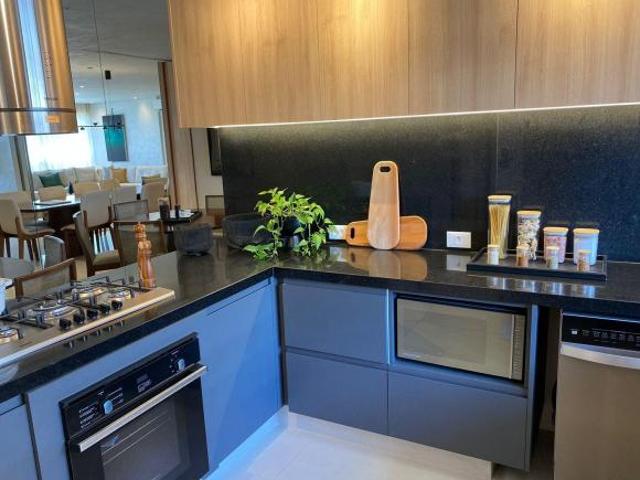 SQNW 303 apartamento 4 suítes 4 vagas 212m²