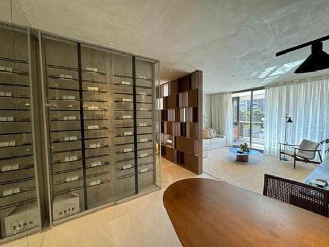 SQNW 304 Bloco F apartamento com 250m² com 4 quartos sendo 4 suites elevador privativo lazer compl