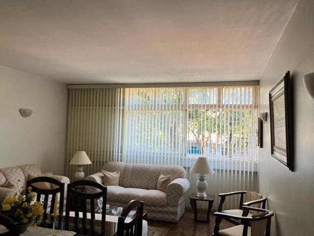 SQN 104 Apartamento à venda 3 quartos canto
