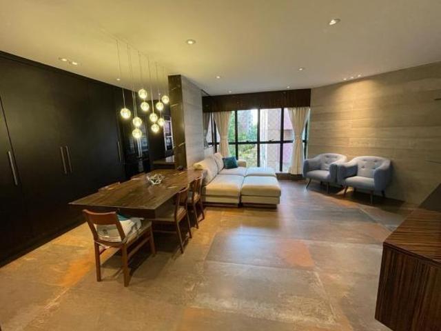 SQN 109 | APARTAMENTO REFORMADO | 3 QUARTOS | 1 SUÍTE | 2 VAGAS SOLTAS | ASA NORTE