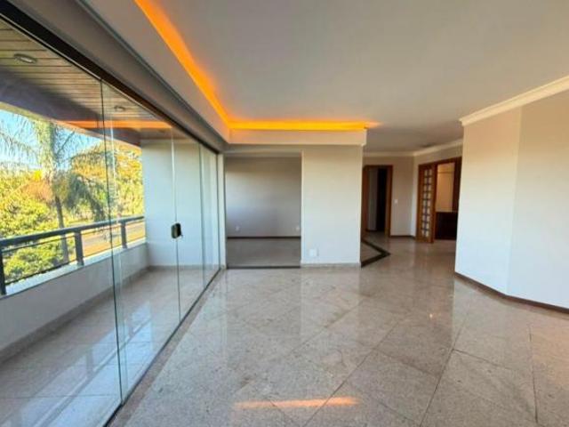SQN 109 | Asa Norte | 170m² | 3 Quartos | 2 Suítes | 2 Vagas