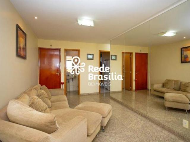 SQN 212 Cobertura com 3 quartos sendo 1 suíte closet 3 vagas de garagem aceita financiame