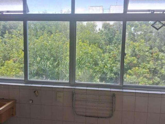 SQN 309 DESOCUPADO Excelente 2 quartos + DCE + Garagem