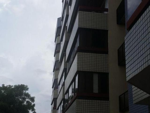 SQN 303 BLOCO I APARTAMENTO 412 ASA NORTE