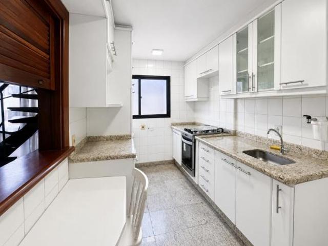 SQN 303 Cobetura coletiva, Vaga de garagem