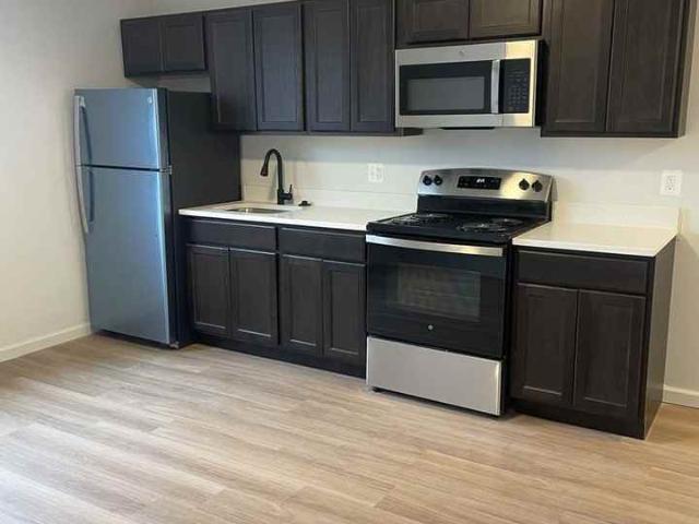 SQL525 LLC CORPORATE 2 Bedroom Apartment for Rent at 525 7th St Ne, Washington, DC 20002 Capitol Hill