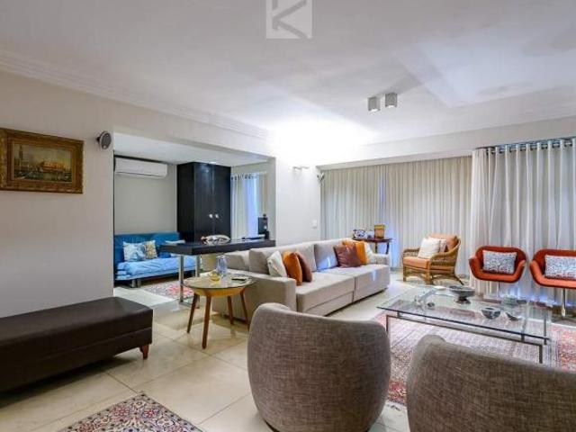 SQSW 103 | 4 Quartos 2 Suítes, 183m², Vista Livre, Vazado e Reformado