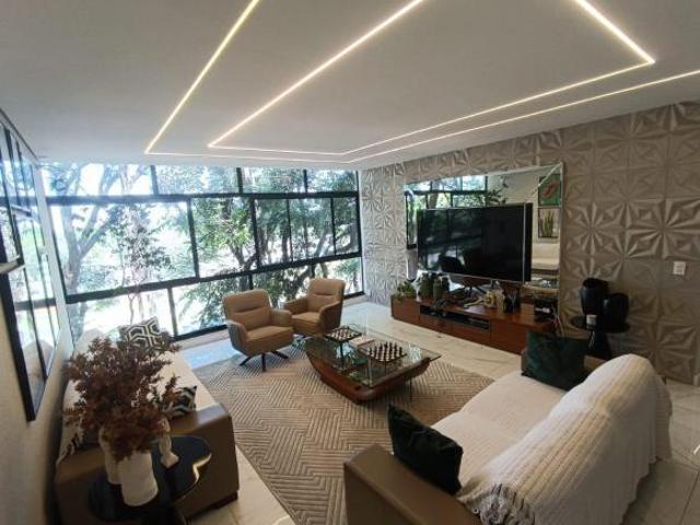 SQS 108• DE CANTO• REFORMADO• 3 QUARTOS• SUÍTE• 9.9319 0177 WHATSAPP