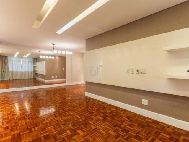 SQS 109 | 3 Quartos | Vista Livre | Vaga | 136 m²