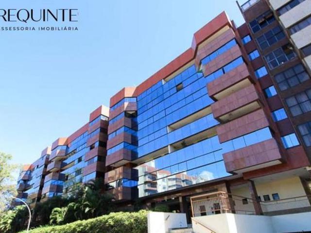 SQS 116 Bloco E – Ed. Cabrália, 04 quartos, 02 suíte, 02 vagas, 184m², Asa Sul