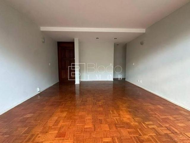 APARTAMENTO SQS 211 ASA SUL 3 QUARTOS 1 SUÍTE 1 VAGA NASCENTE VAZADO
