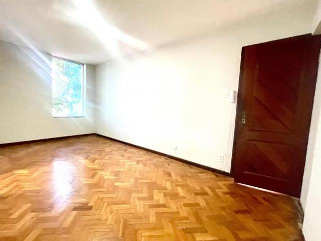 SQS 408 SALA AMPLA, 2 QUARTOS 9.92988948