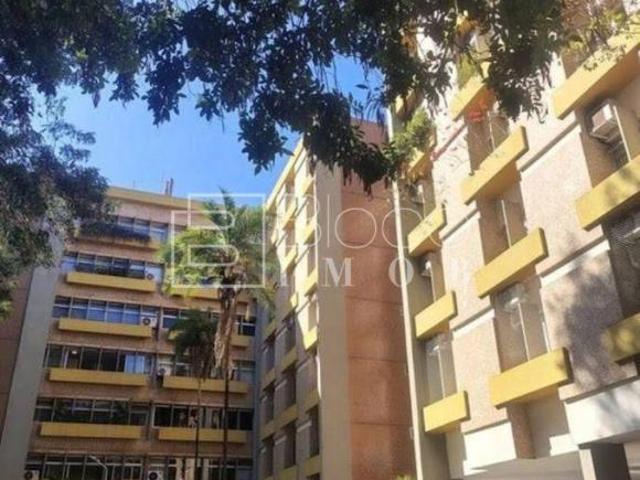 SQS 412 BLOCO O ASA SUL, RARIDADE APARTAMENO COM ELEVADOR E VARANDA