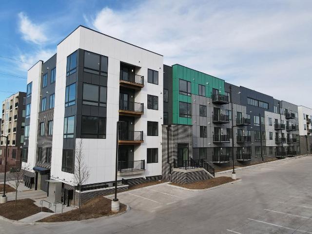Square Apartments 1 Bedroom Apartment for Rent at 3021 Leavenworth St, Omaha, NE 68105 Leavenworth