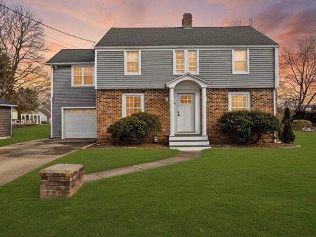 Squawfield Rd, Westfield, Home For Sale