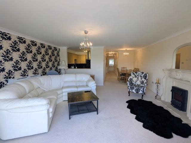 Squire Court, Marina, Swansea, SA1 3XB