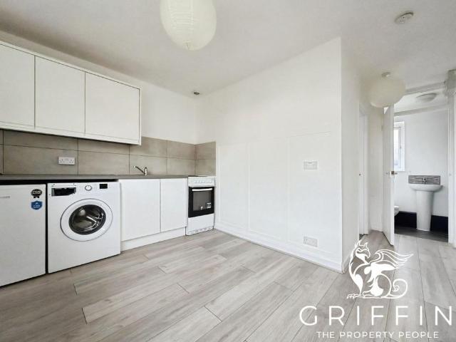 Squire Street, South Woodham Ferrers, Chelmsford, CM3