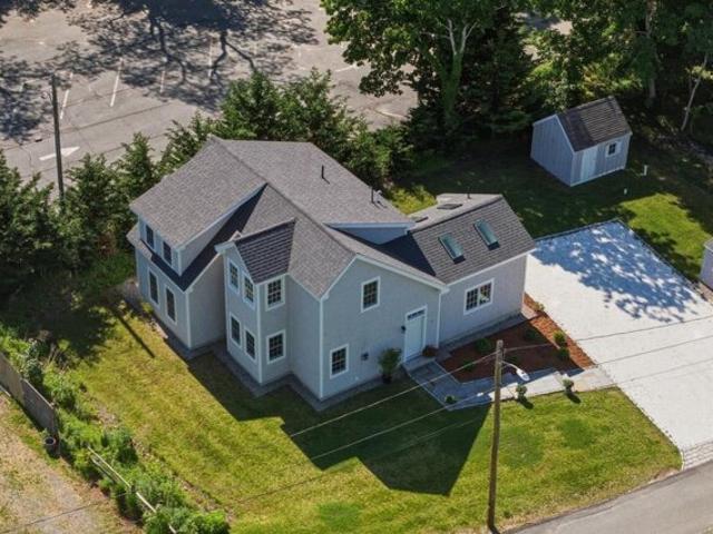 Squires Pond Ln, Wellfleet, Home For Sale