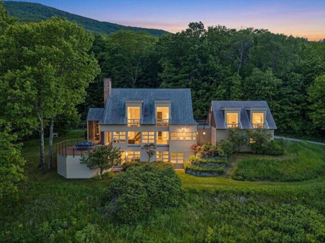 Squirrel Hollow Rd, Dorset, Home For Sale