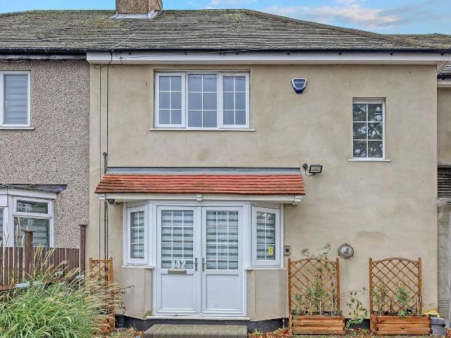 Squirrels Heath Road, Romford RM3, 3 bed semi detached house to rent, £2,200 pcm | PrimeLocation