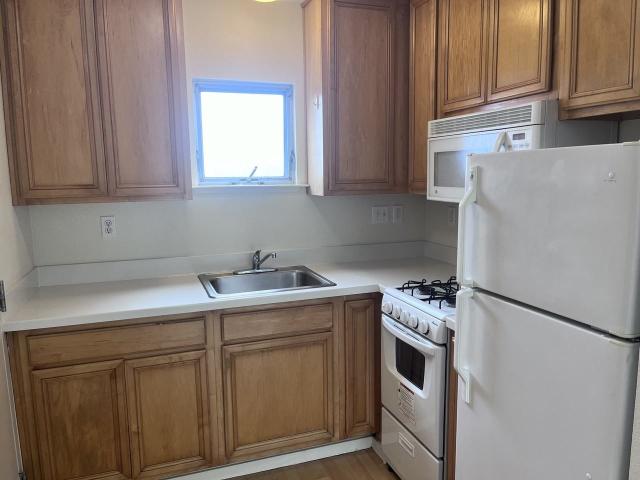 SROR Studio Apartment for Rent at 1008 Soquel Ave, Santa Cruz, CA 95062 Eastside