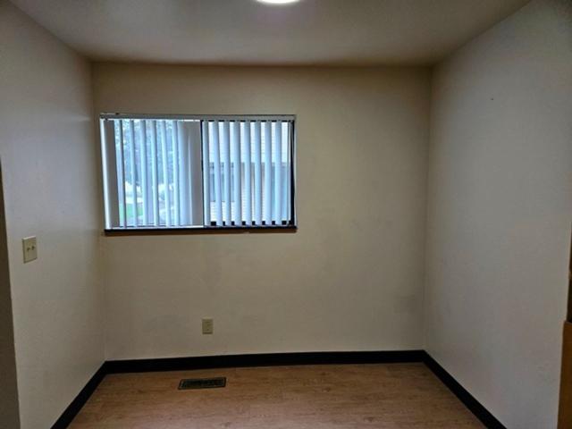 srsl01* 5 Bedroom Apartment for Rent at 2540 Lee St Se, Salem, OR 97301 Southeast Salem