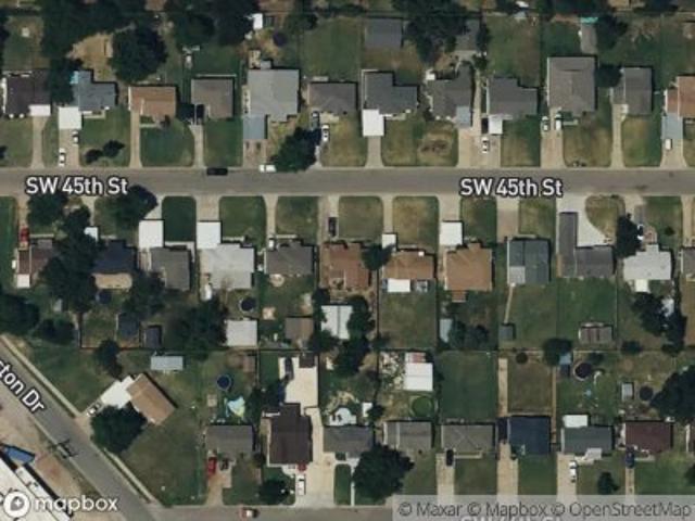SW 45th St