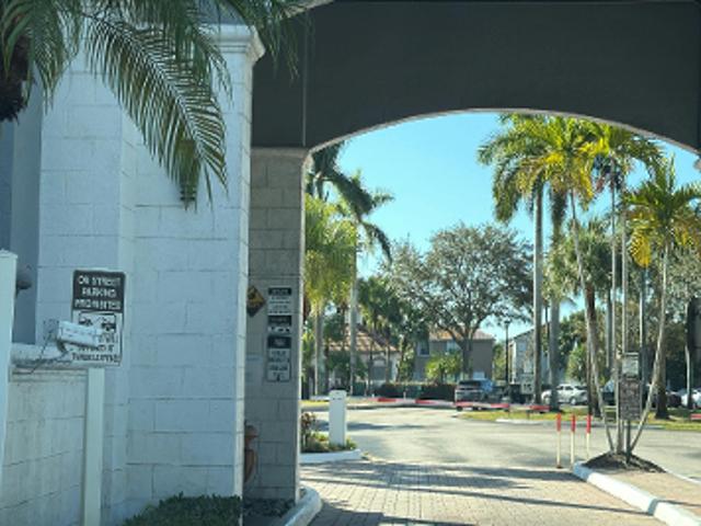 SW 50th Ct