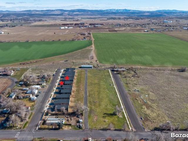 SW 6th St Unit 4 5, Metolius, OR 97741