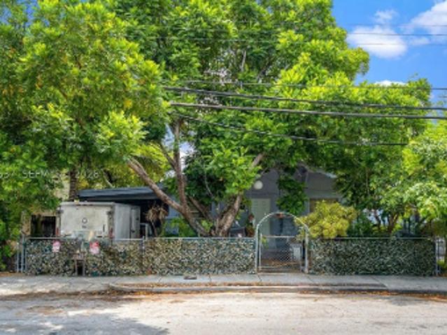 SW 13th Ave