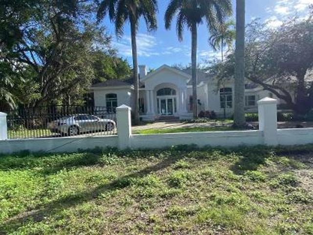 SW 107th St