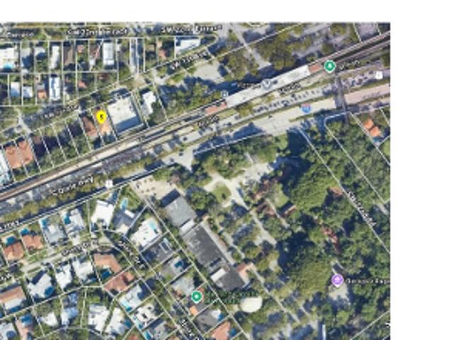 SW 1st Ave