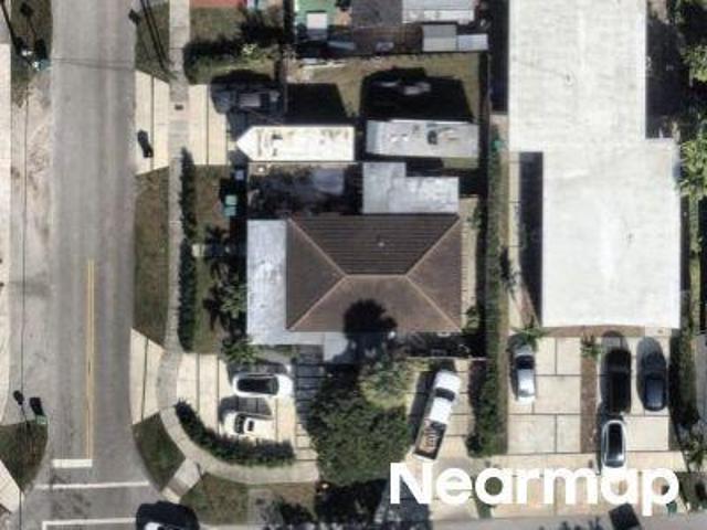 SW 27th St