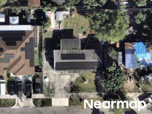 SW 266th St