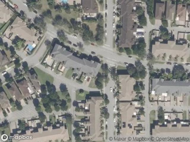 SW 275th St