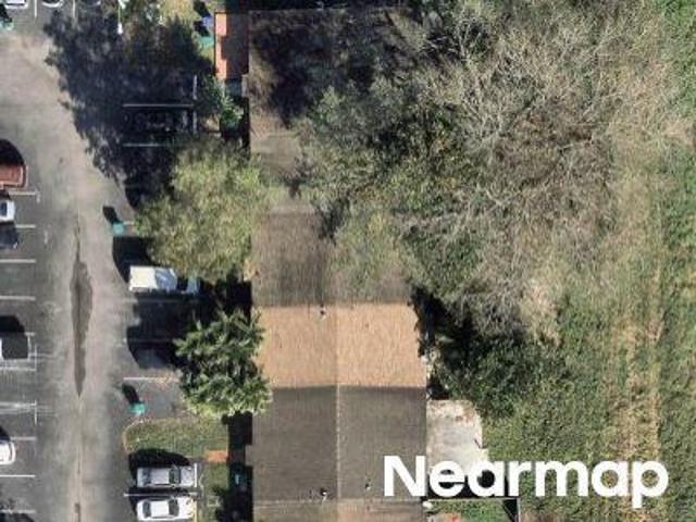 SW 283rd St