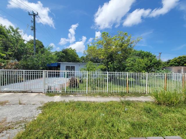 SW 296th St